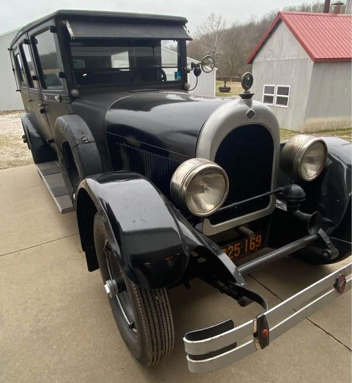 1925 Henney Hearse leather body, not mine. - "Not Mine" Automobiles For ...