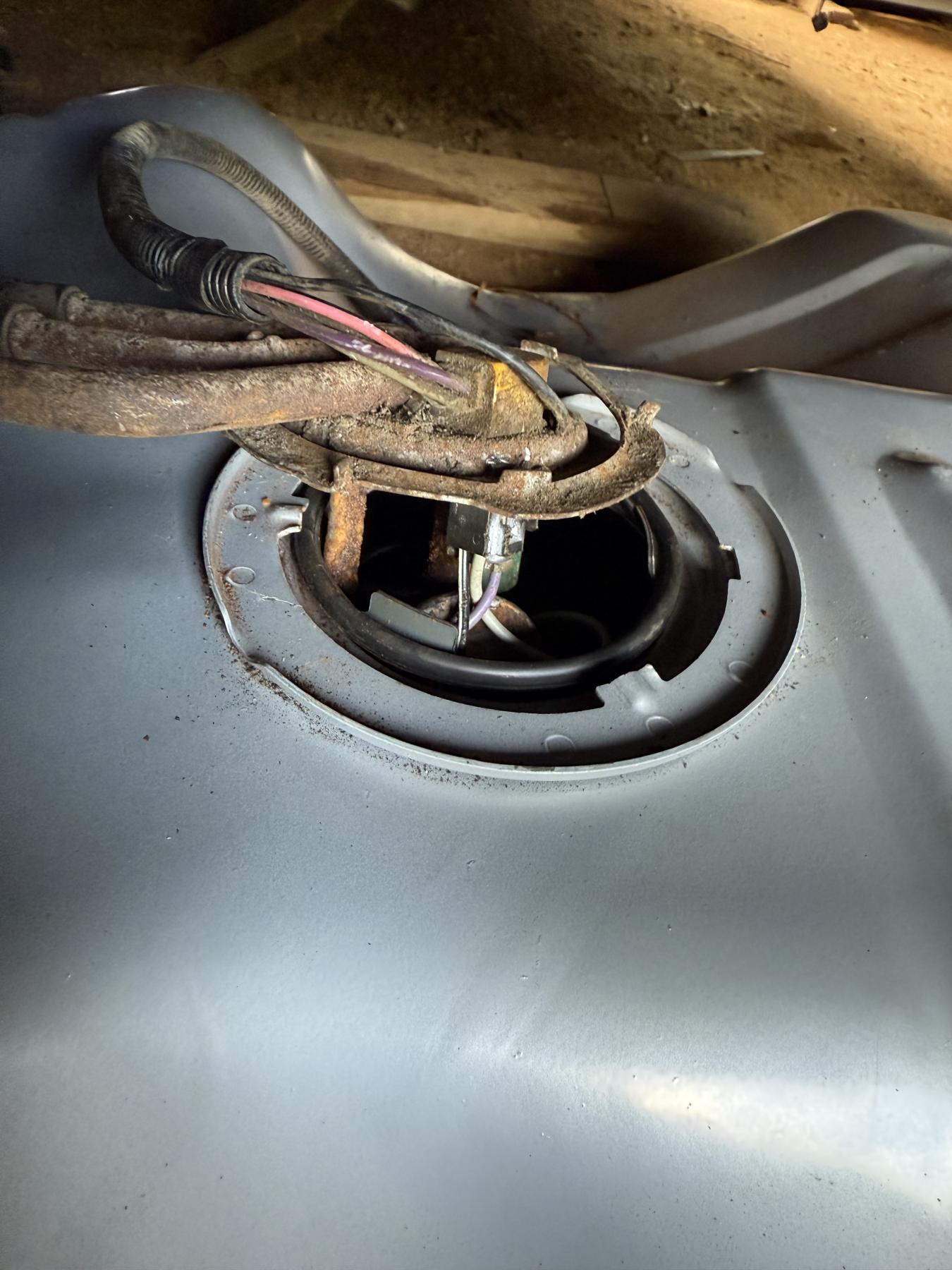 1990 Buick Reatta Fuel Pump/Tank Assembly - Technical - Antique ...