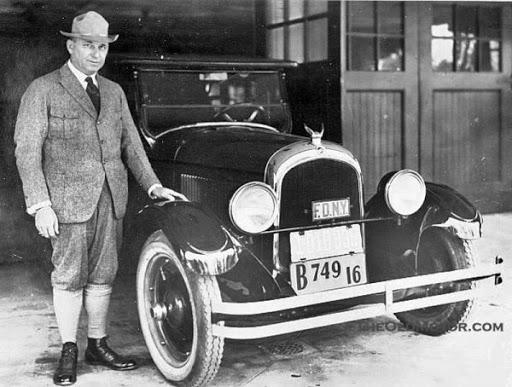 Walter and his Chrysler-1925 - Period Photos - Pre WWII - Antique ...