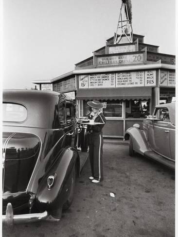 Carhop - Period Photos - Pre WWII - Antique Automobile Club of America ...