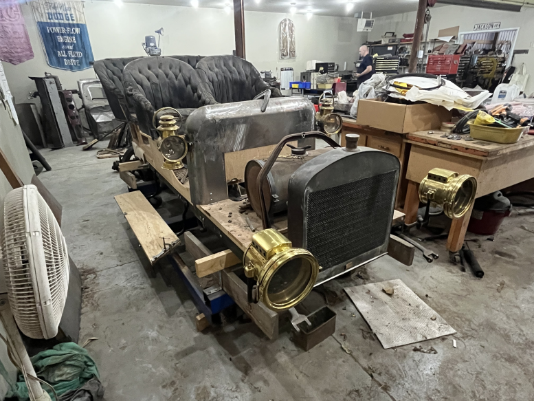 1907 Jackson touring project. Stored in Norfolk, Neb. See photos ...