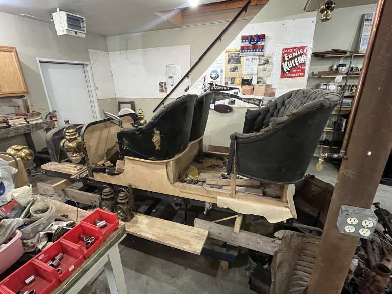 1907 Jackson touring project. Stored in Norfolk, Neb. See photos ...