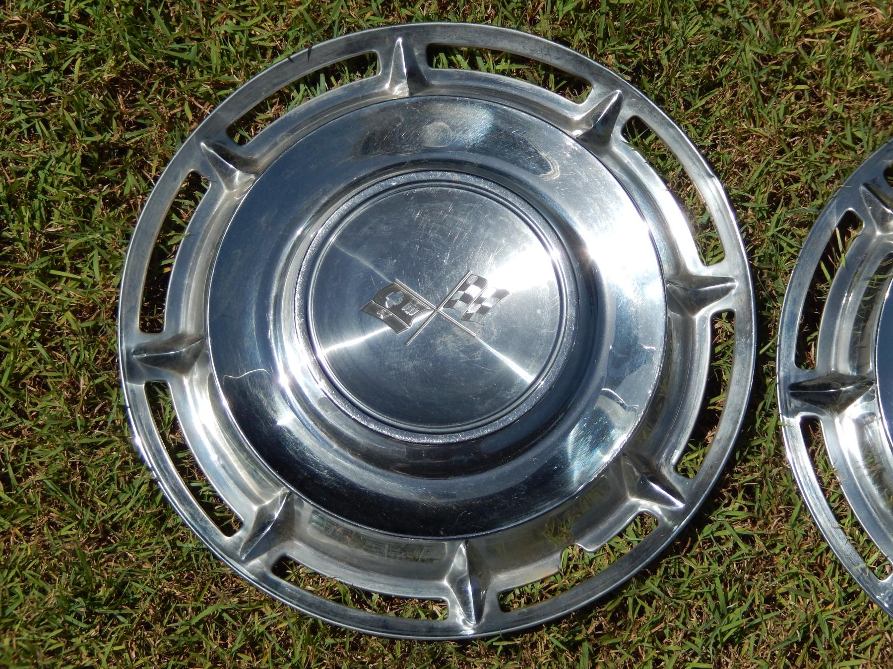 Hubcap identification help please - What is it? - Antique Automobile ...