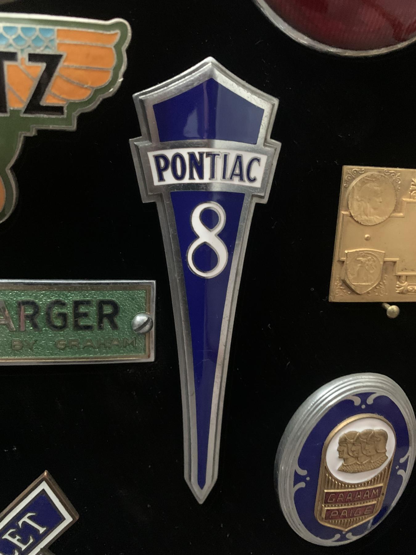 IM SELLING A PONTIAC 8 EMBLEM - Parts For Sale - Antique Automobile ...