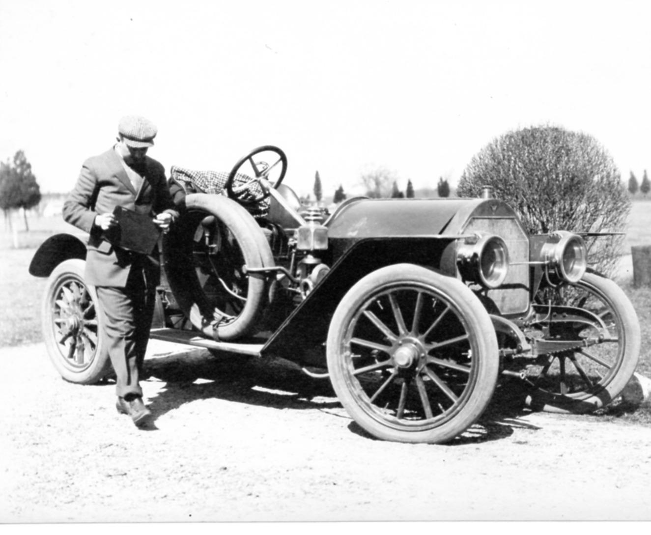 Old Brass Era Photo to ID - #1 - What is it? - Antique Automobile Club ...
