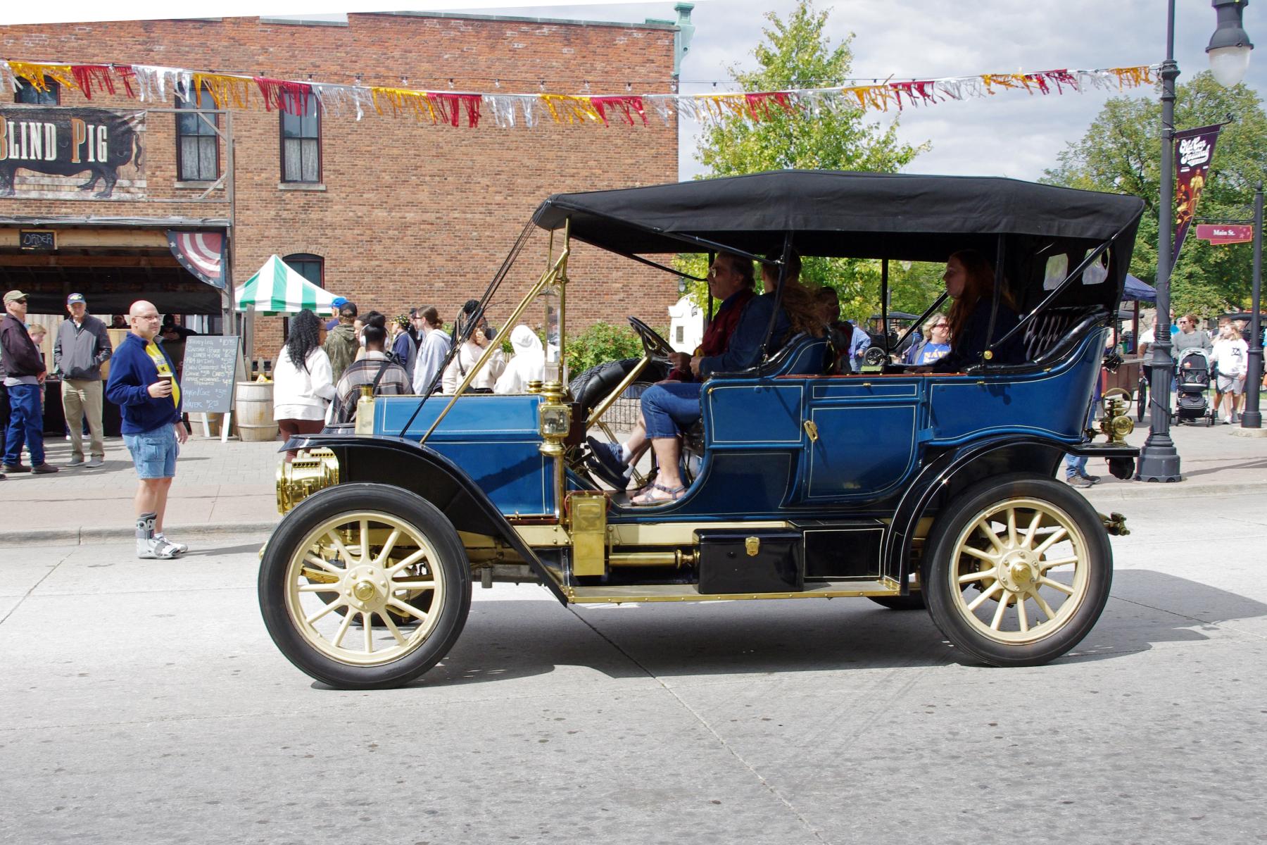 Mystery car #2 - circa 1910? - What is it? - Antique Automobile Club of ...