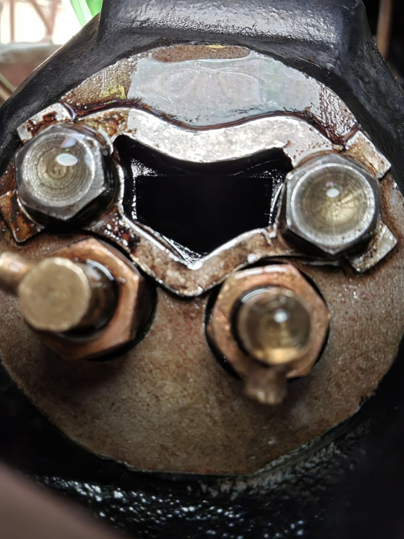 1934 Reo Royale pours gas out of Schebler Duplex carburetor - Technical ...