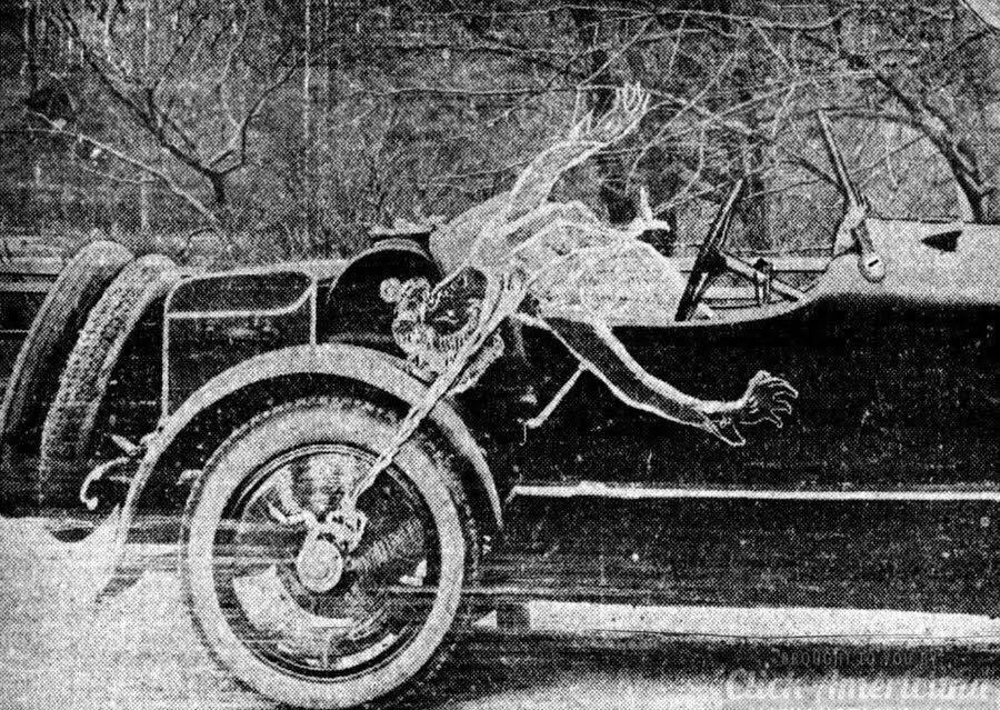 Dancer Isadora Duncan death car. - Period Photos - Pre WWII - Antique ...