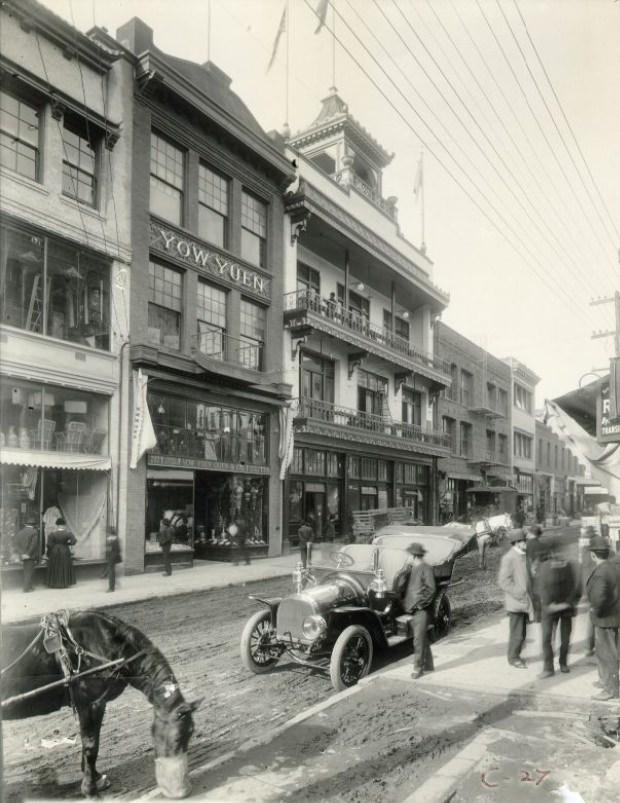Early touring car in SF 1908 - What is it? - Antique Automobile Club of ...
