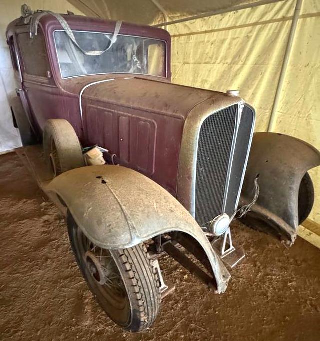 For Sale: 1932 Pontiac 4dr Sedan 6-cyl. - Ambitious Project or Parts ...