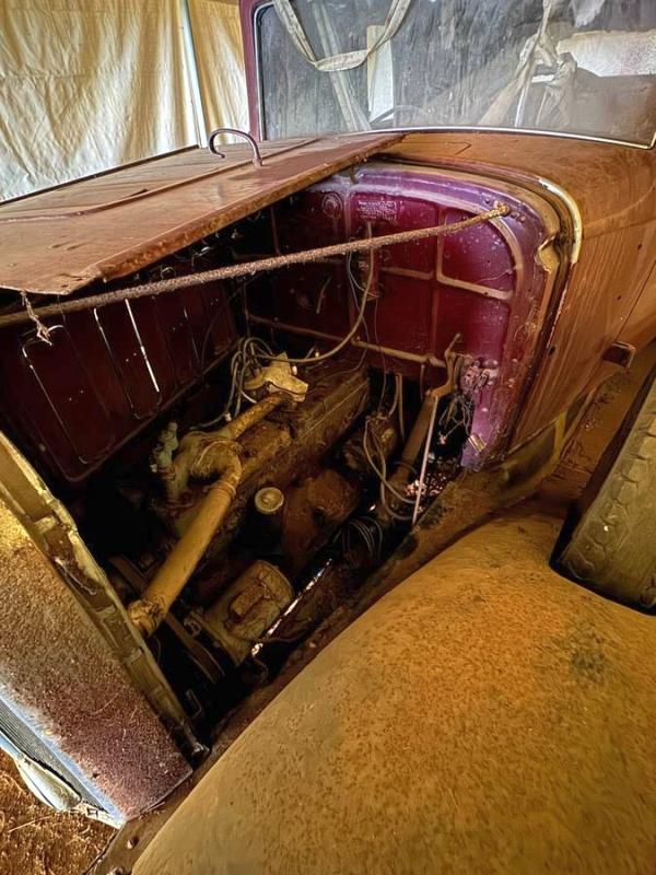 For Sale: 1932 Pontiac 4dr Sedan 6-cyl. - Ambitious Project or Parts ...
