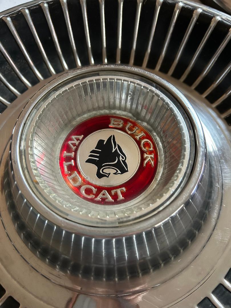 1965 Wildcat Hub Caps - Buick - Buy/Sell - Antique Automobile Club of ...