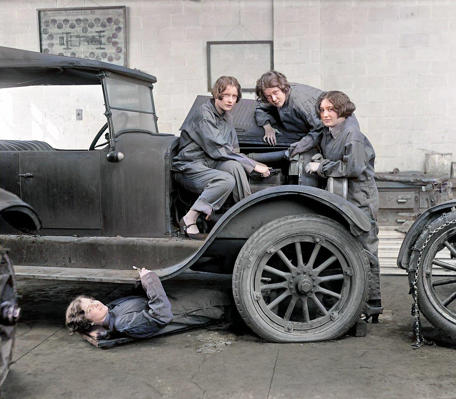 Lady Mechanics 1927 - What is it? - Antique Automobile Club of America ...