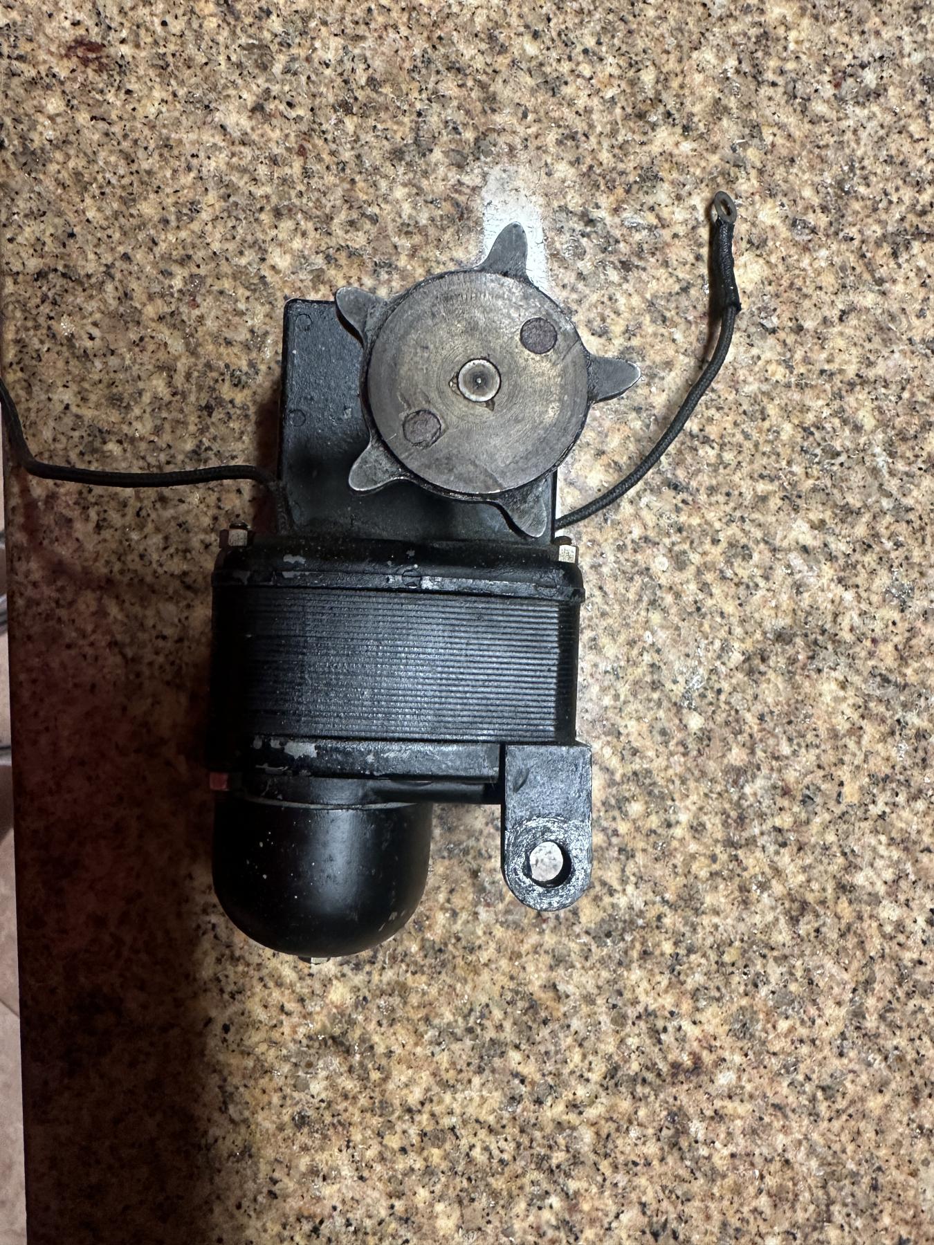Piper Electric Shade Motor - What is it? - Antique Automobile Club of ...