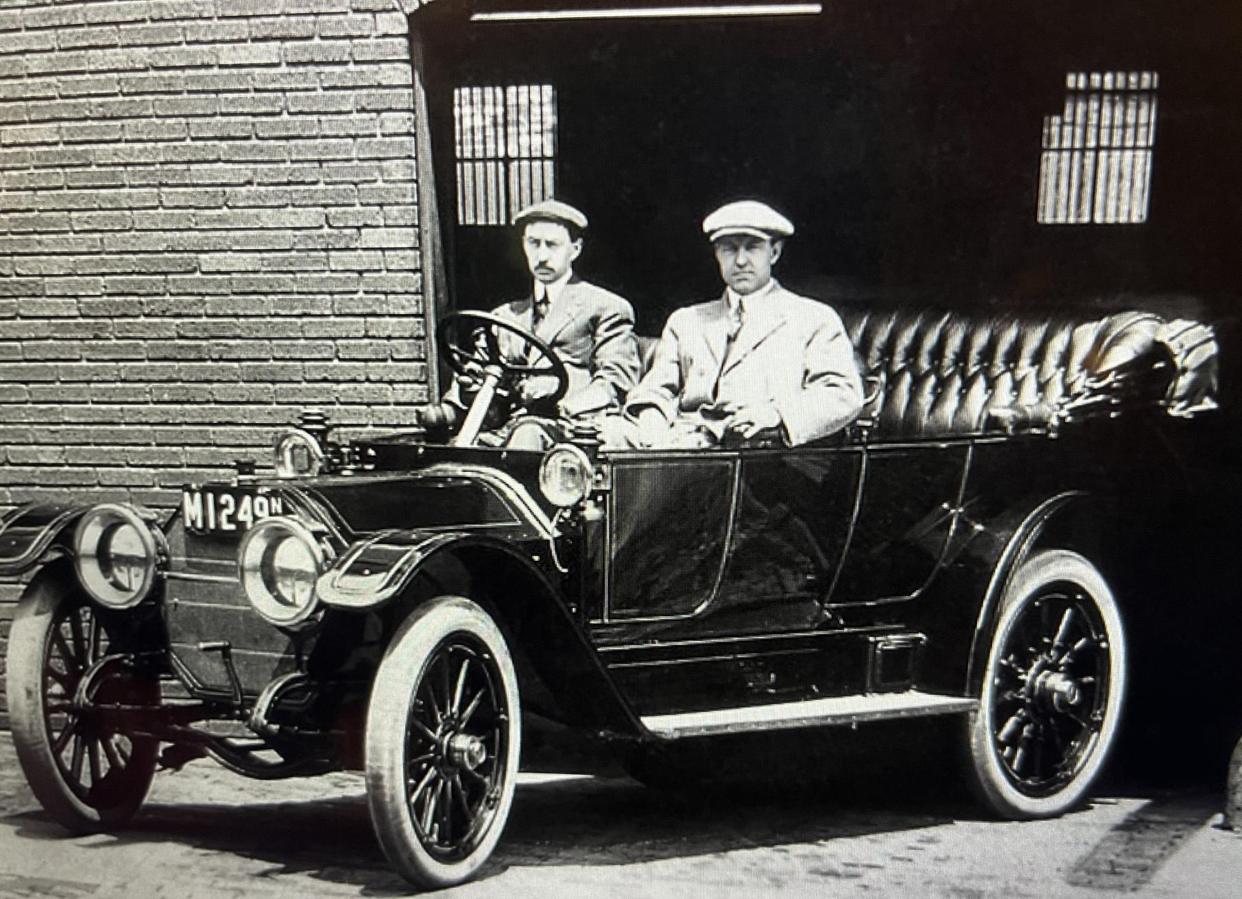 Period images to relieve some of the stress - Page 703 - Period Photos ...