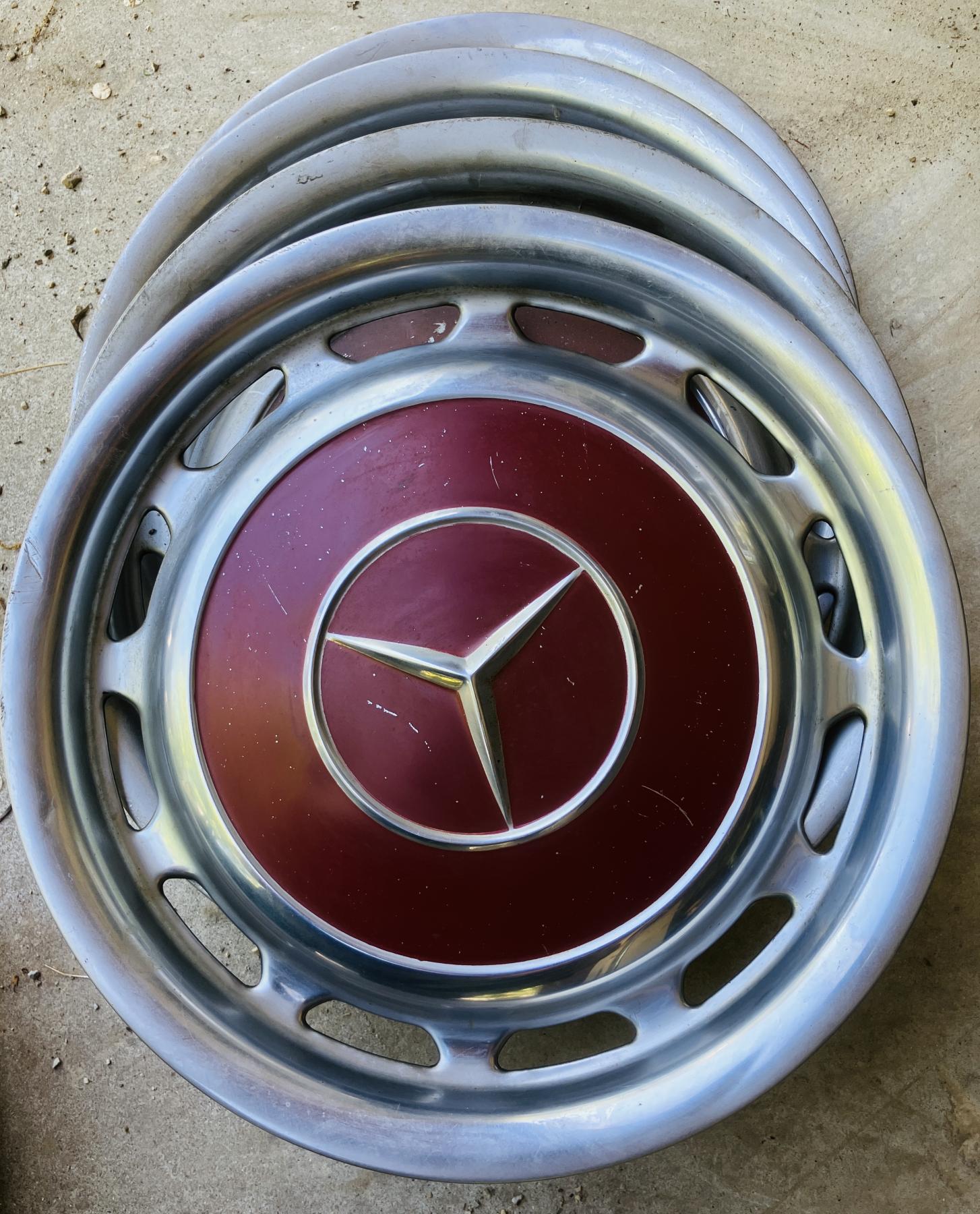 Mercedes 220 emblems & hubcaps .... - German Automobiles - Antique ...