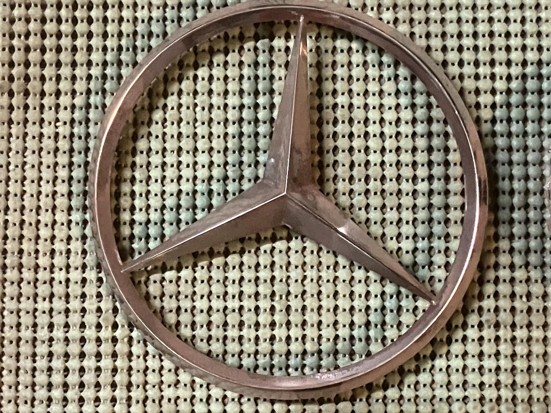 Mercedes 220 emblems & hubcaps .... - German Automobiles - Antique ...