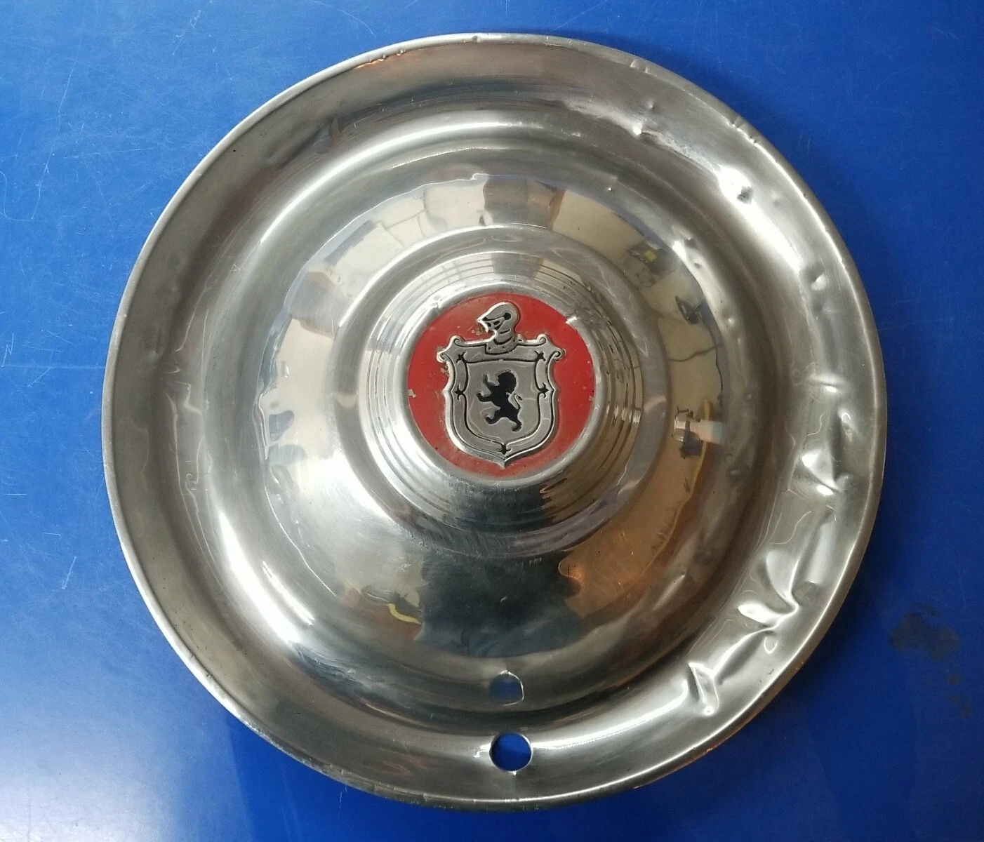 Looking to identify what these vintage hubcaps came off of - What is it ...