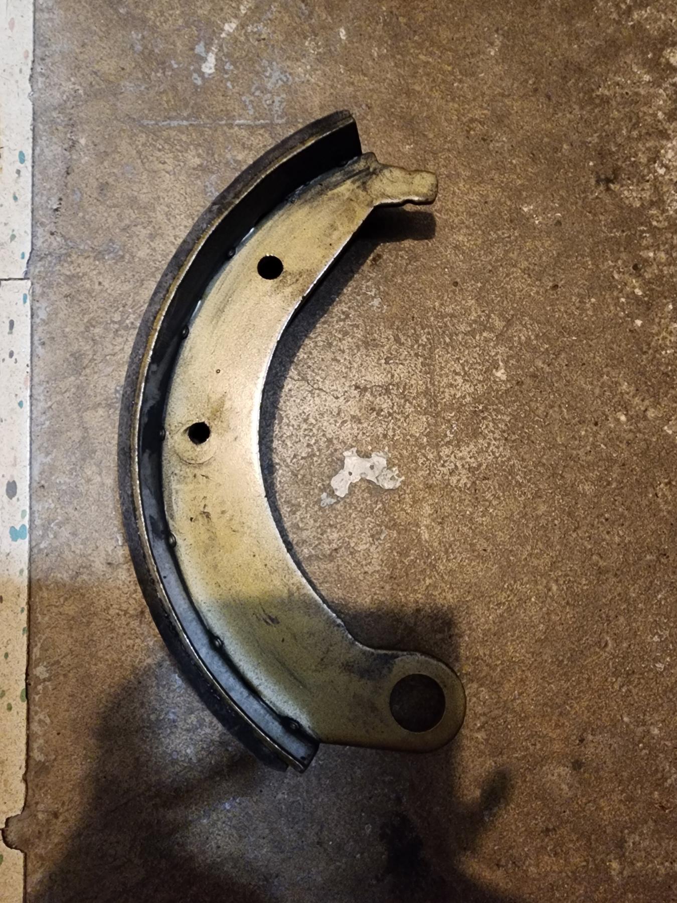 WTB: Original Style 1938-42 MoPar 11"x2" Brake Shoes Capable of Riveted ...
