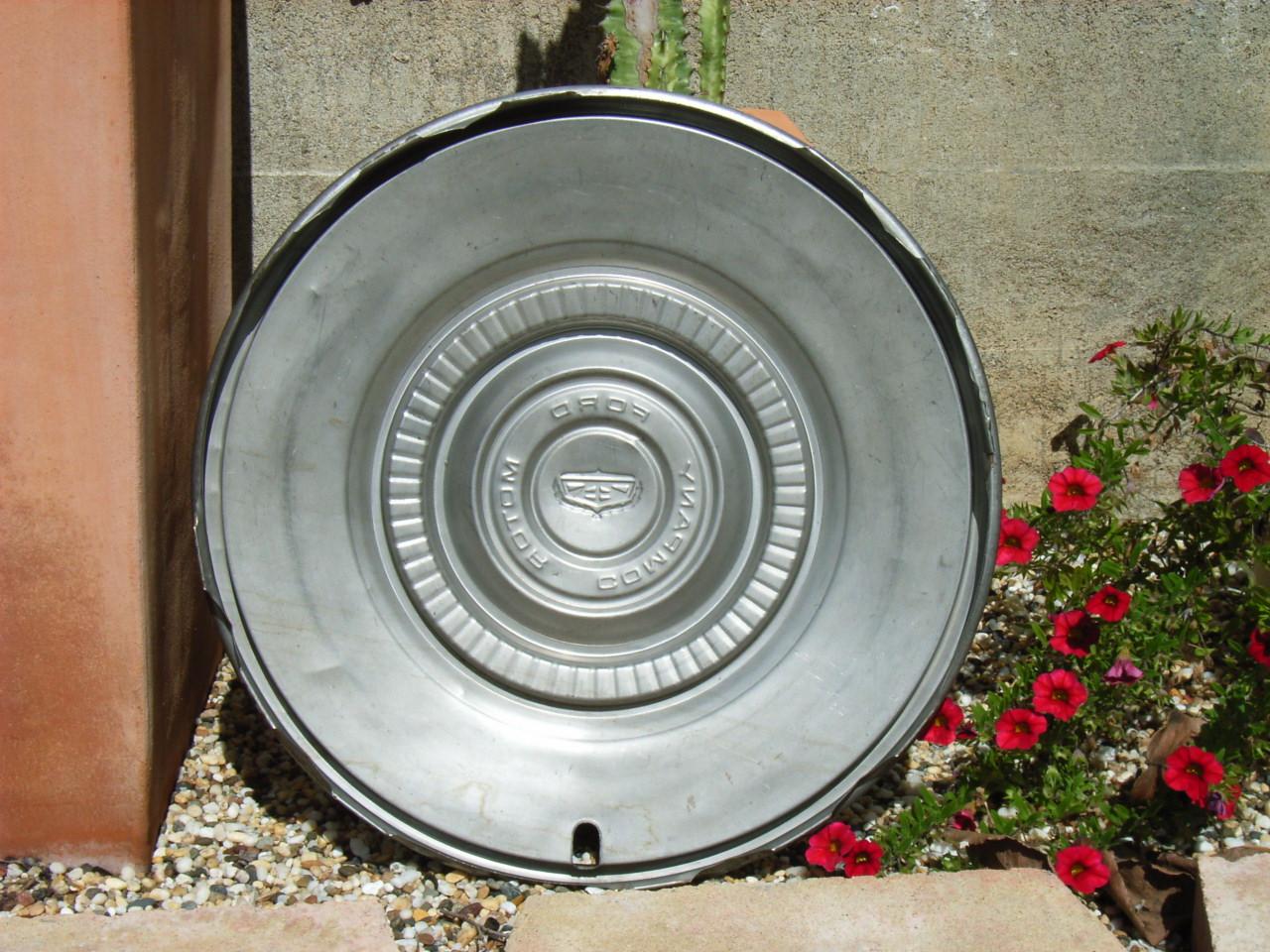 What model Ford was this Ford Hubcap originally fitted to? - What is it ...