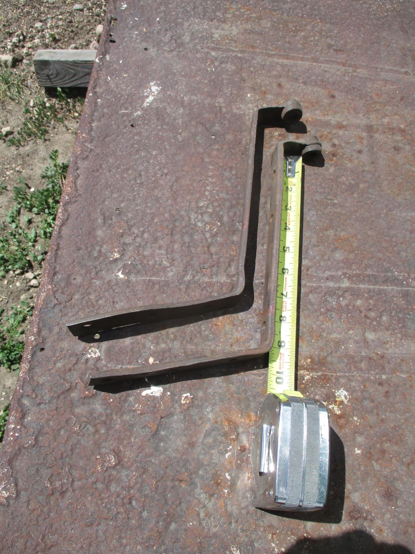 Are these Model T body braces or something else? - What is it ...
