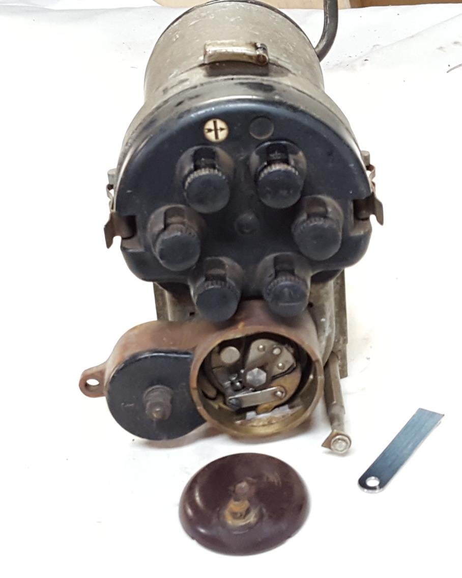 Berling 6 cylinder dual magneto For Sale - HCCA General Discussion ...