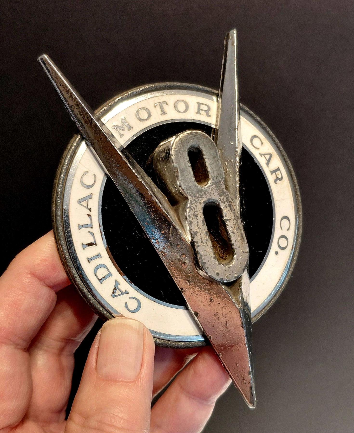 Prewar Enamel Radiator Emblems, Threaded Hubcaps and Automobilia on ...