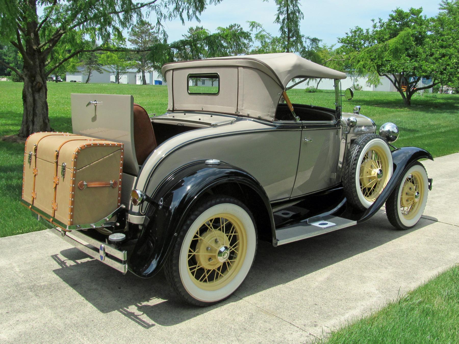 1931 Ford Model A Deluxe Roadster with Rumble Seat and Dual Sidemounts ...