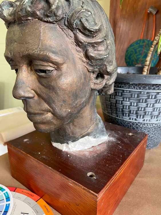 Repair unfired clay sculpture - Clay and Glaze Chemistry - Ceramic Arts ...