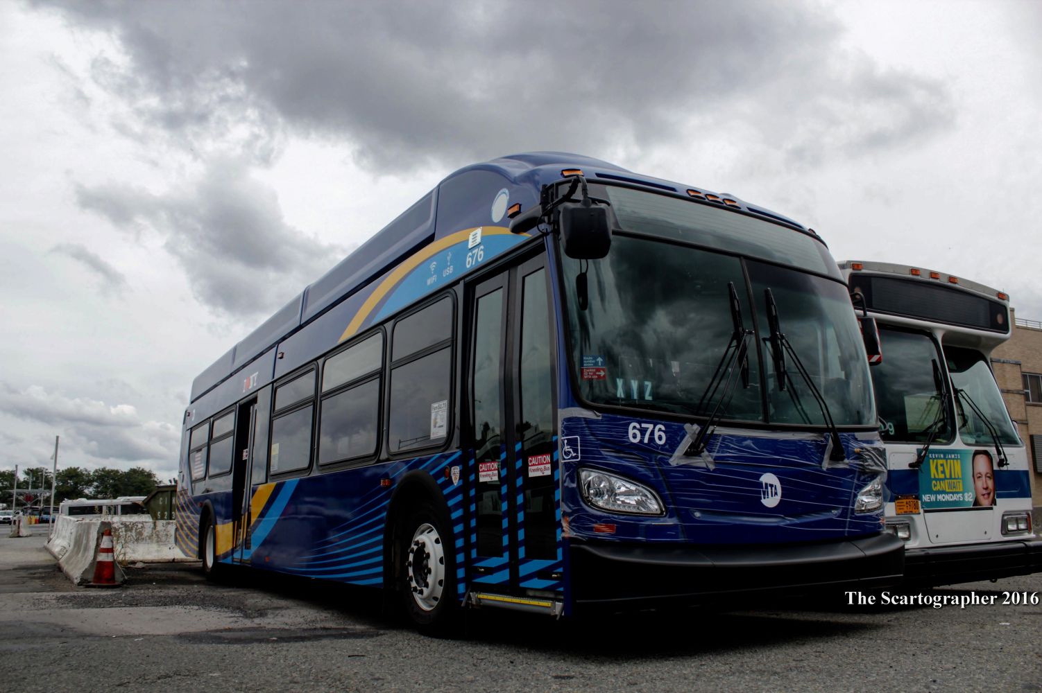 New Flyer XN40 676 - Surface Transit Gallery - NYC Transit Forums