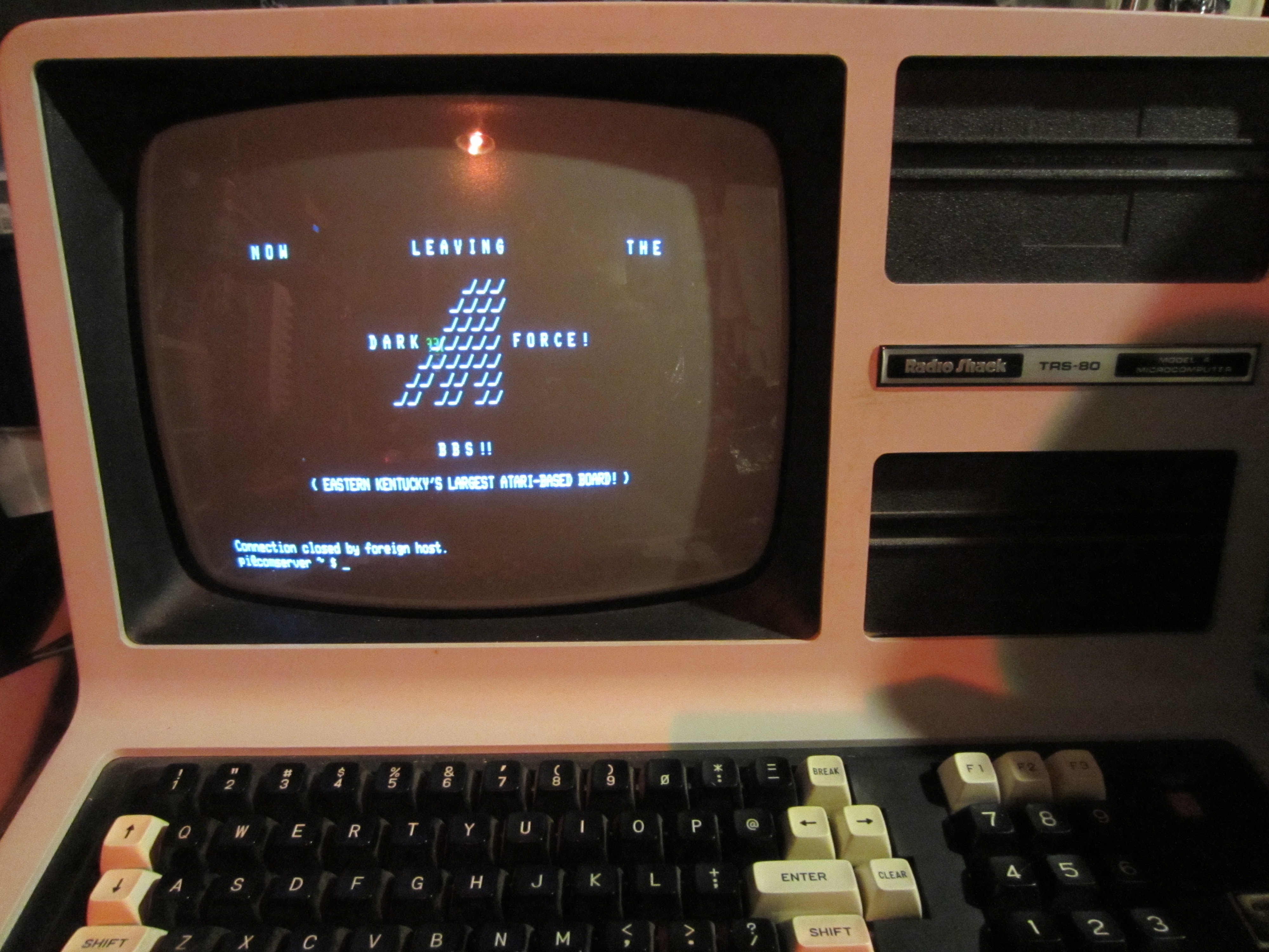 Telnet BBSing on the Model 4 - Tandy Computers - AtariAge Forums