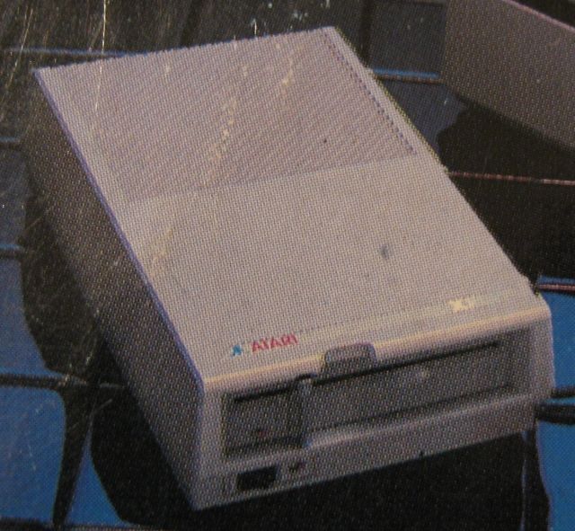 Idea:External Atari ST drive transformed to 8-bit (XF551 internals ...