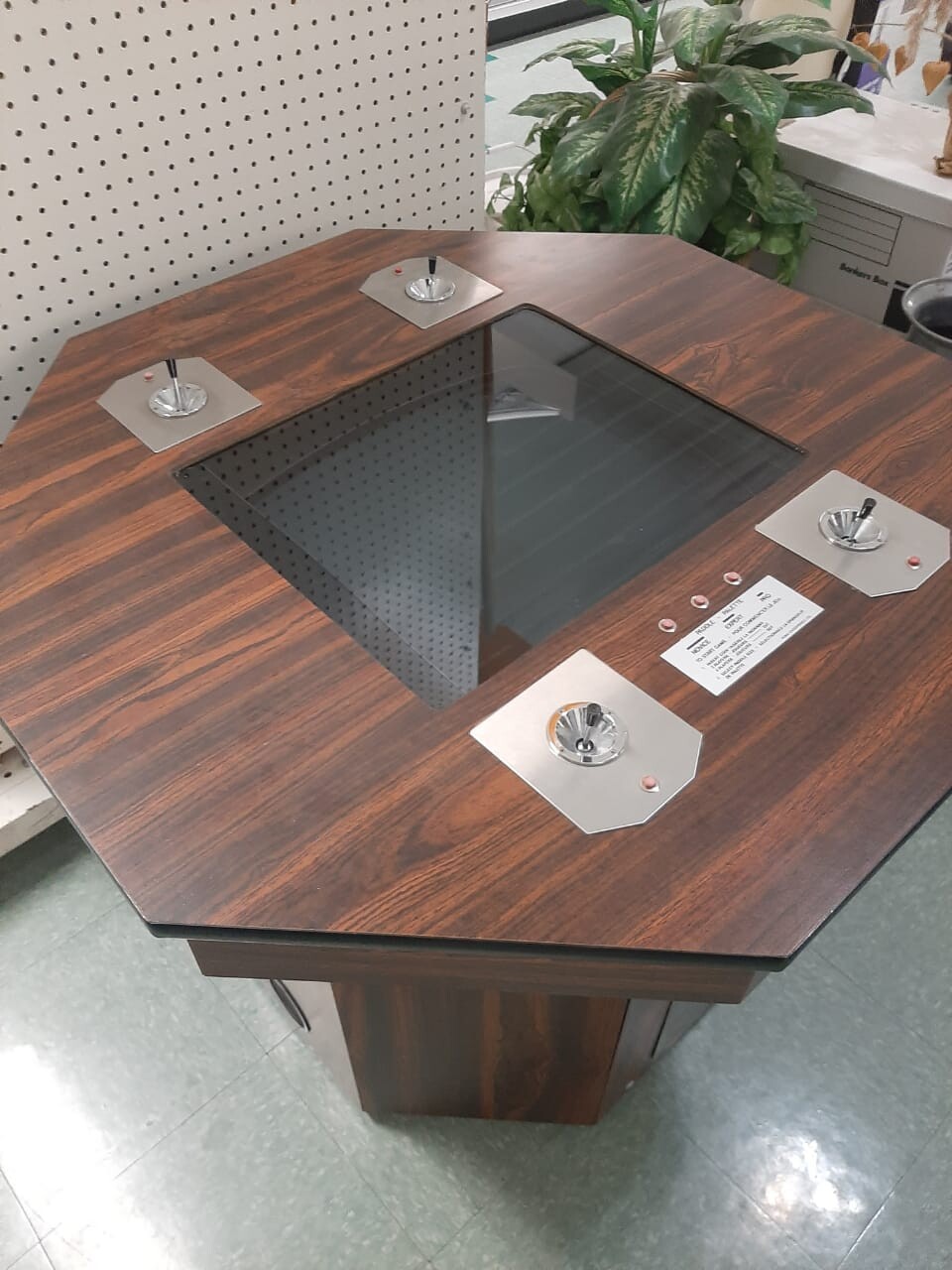 MINT CONDITION Cocktail table Pong Coin-Operated Game - Buy, Sell, and ...