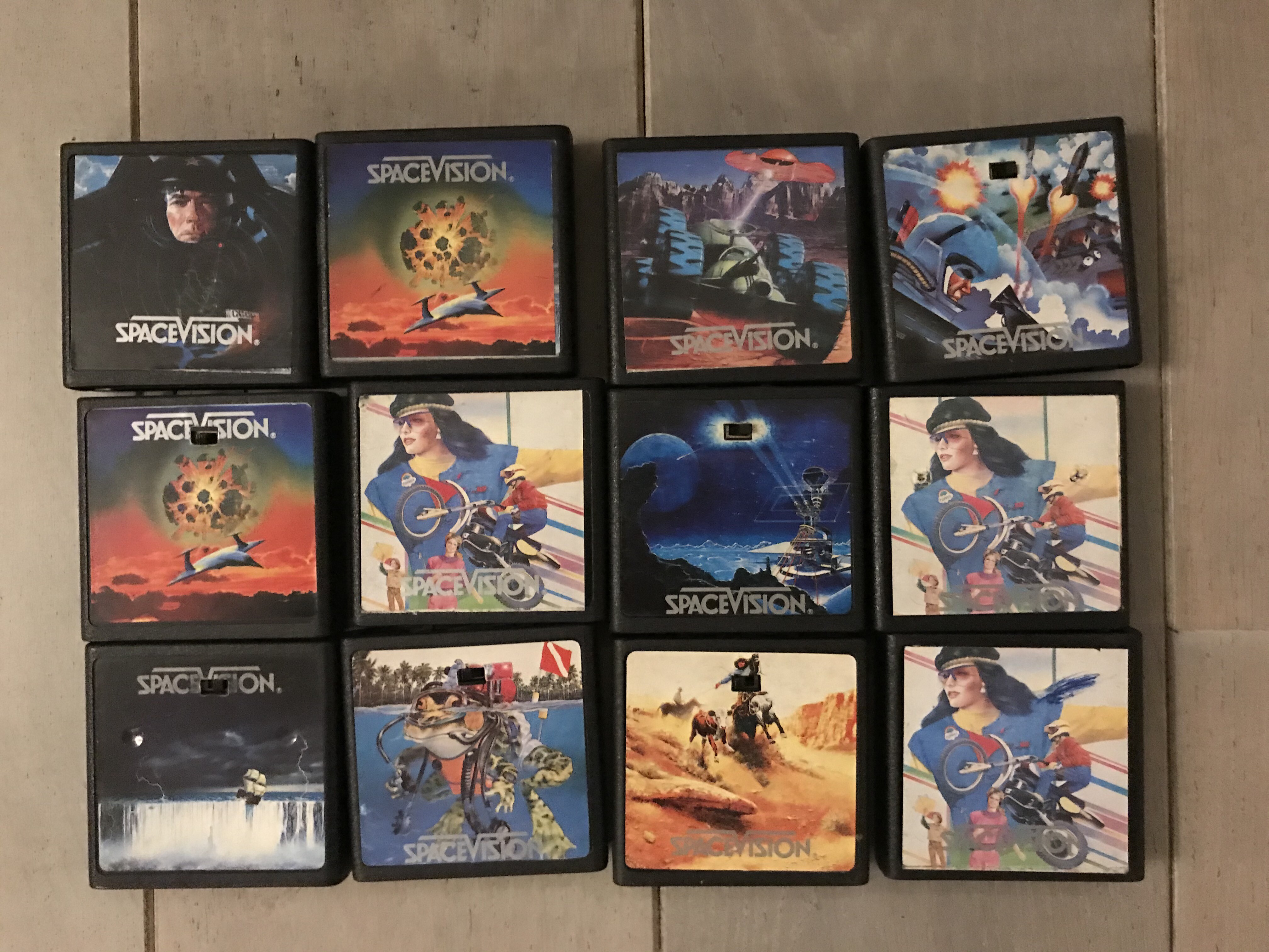FS: huge lot of Atari 2600 pirates (Brazil, Supervision, Spacevision ...