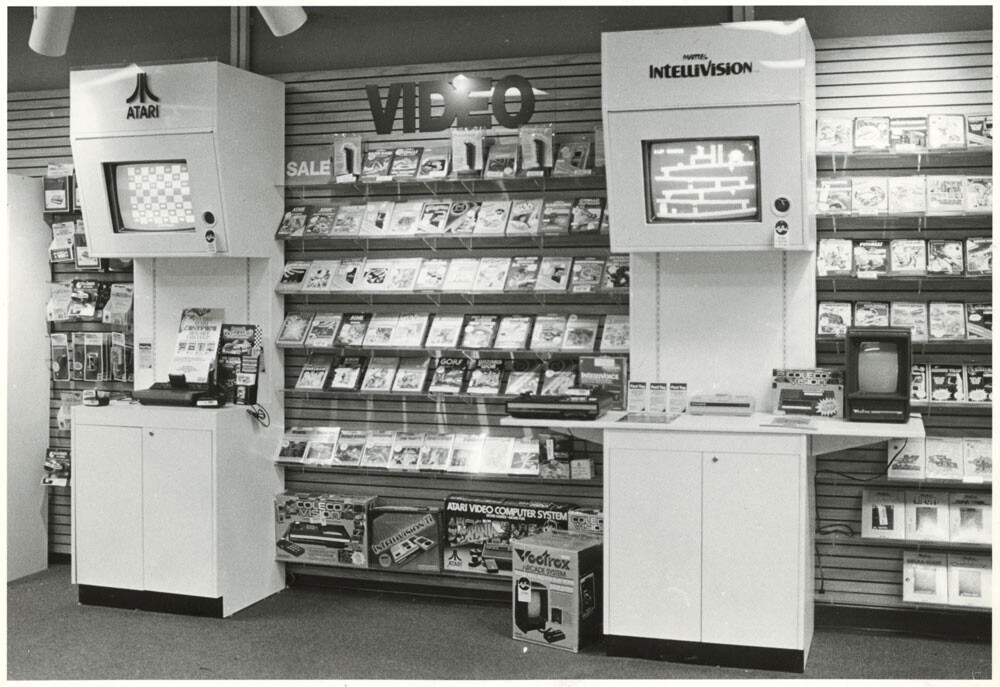Musicland 1983 Photo - 2600, Intellivision, Vectrex on store shelves ...