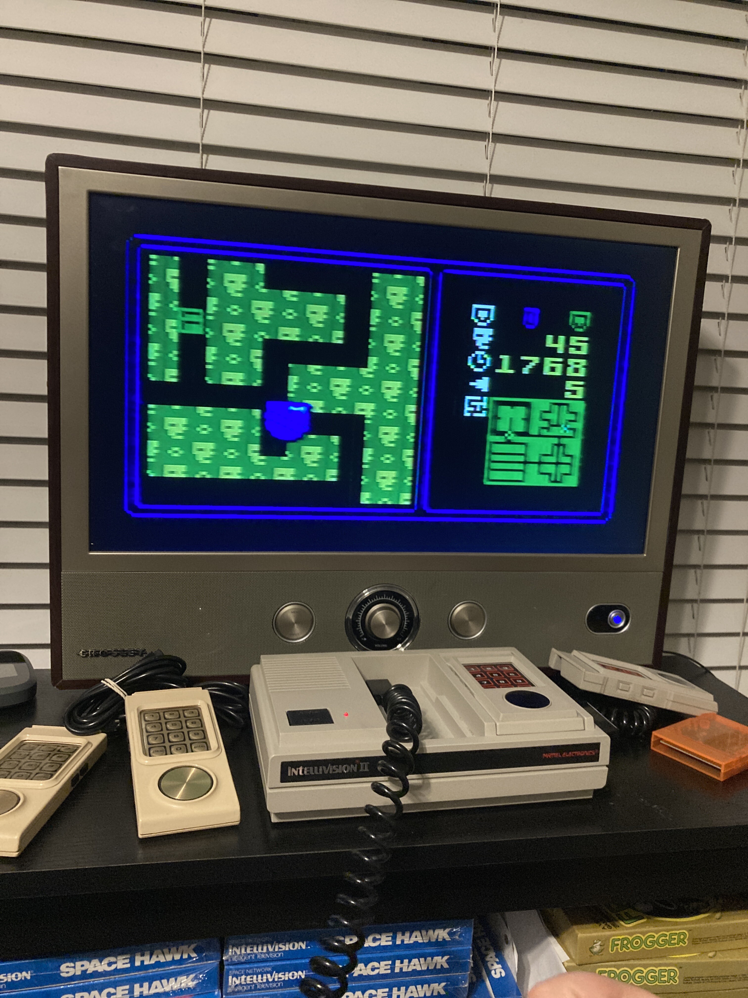 XOR game update and teaser ROM - Intellivision / Aquarius - AtariAge Forums
