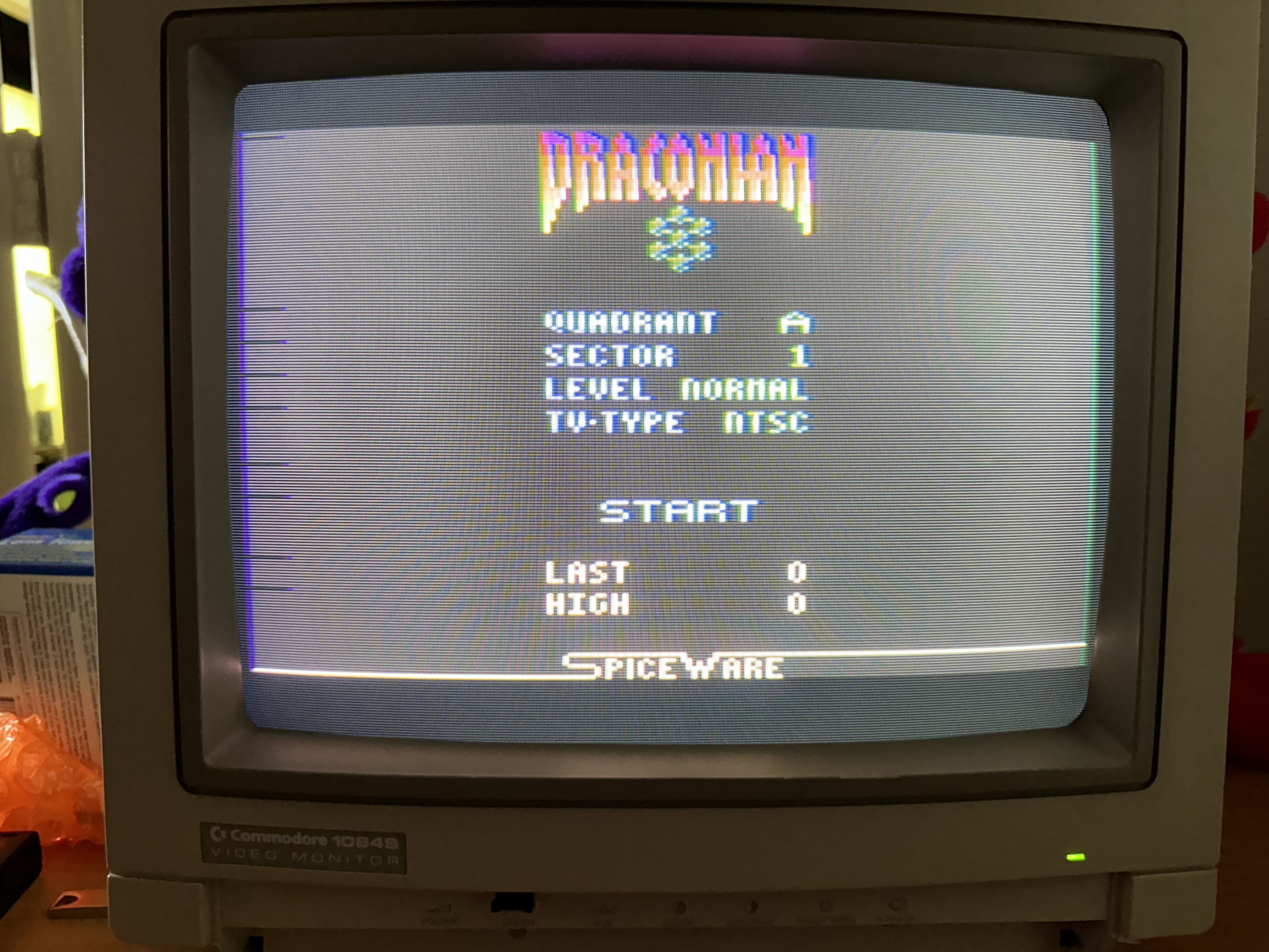 Six switcher - A vertical line on both sides of screen - Atari 2600 ...