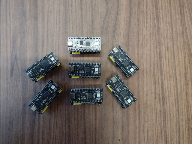 Commodore 64 and 128 SID Kick Pico - SID 6581/8580 replacement - Buy ...