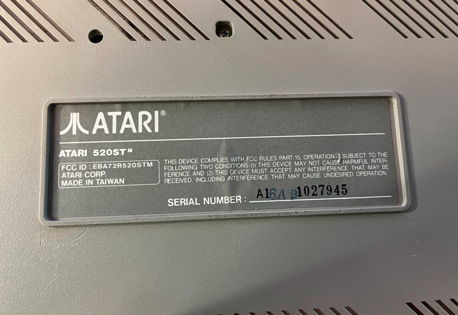 This version of the Atari 520ST... no RGBs output is there w/o mod bc ...