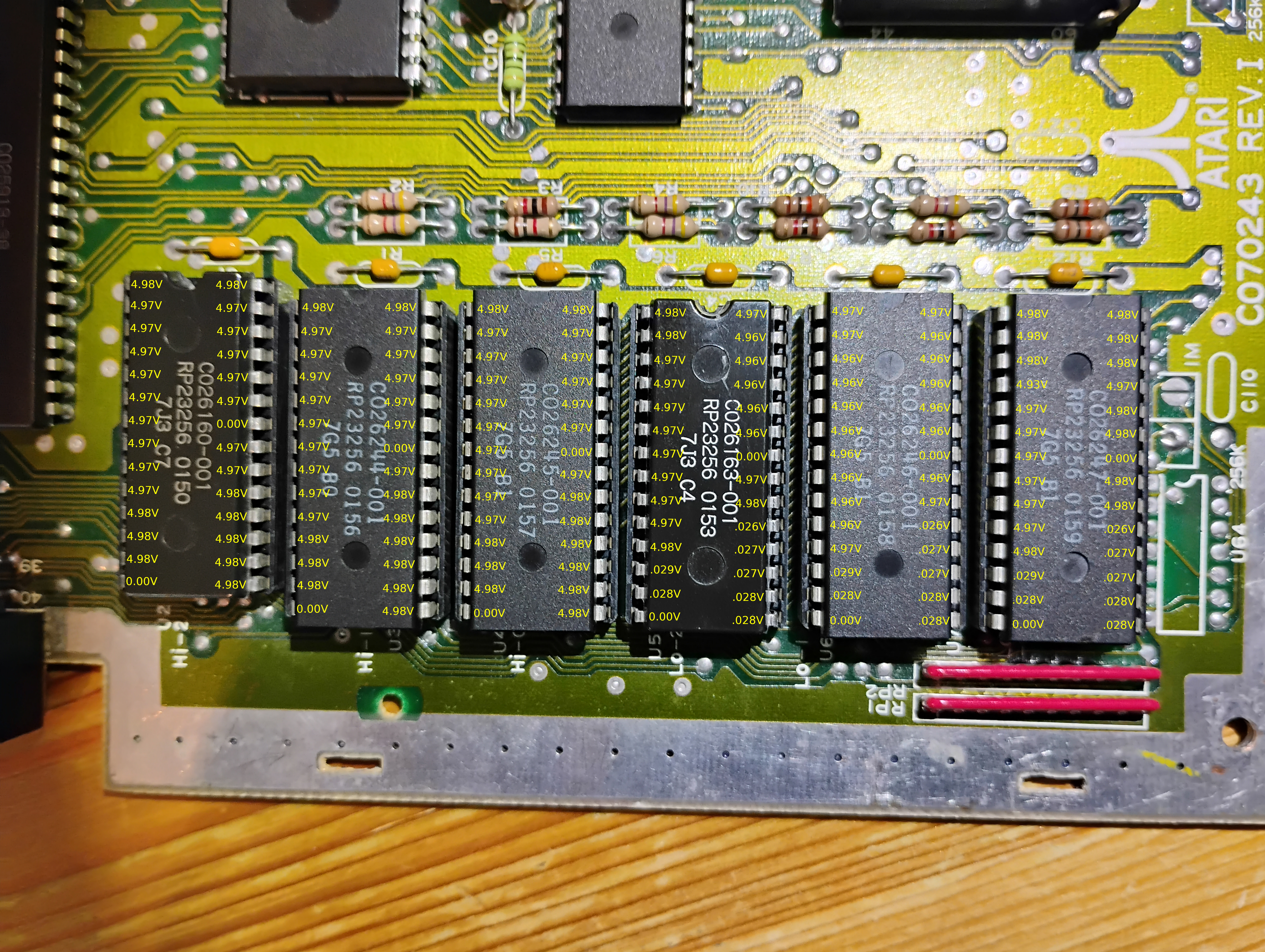 Atari ST not booting. White screen with no floppy drive activity ...
