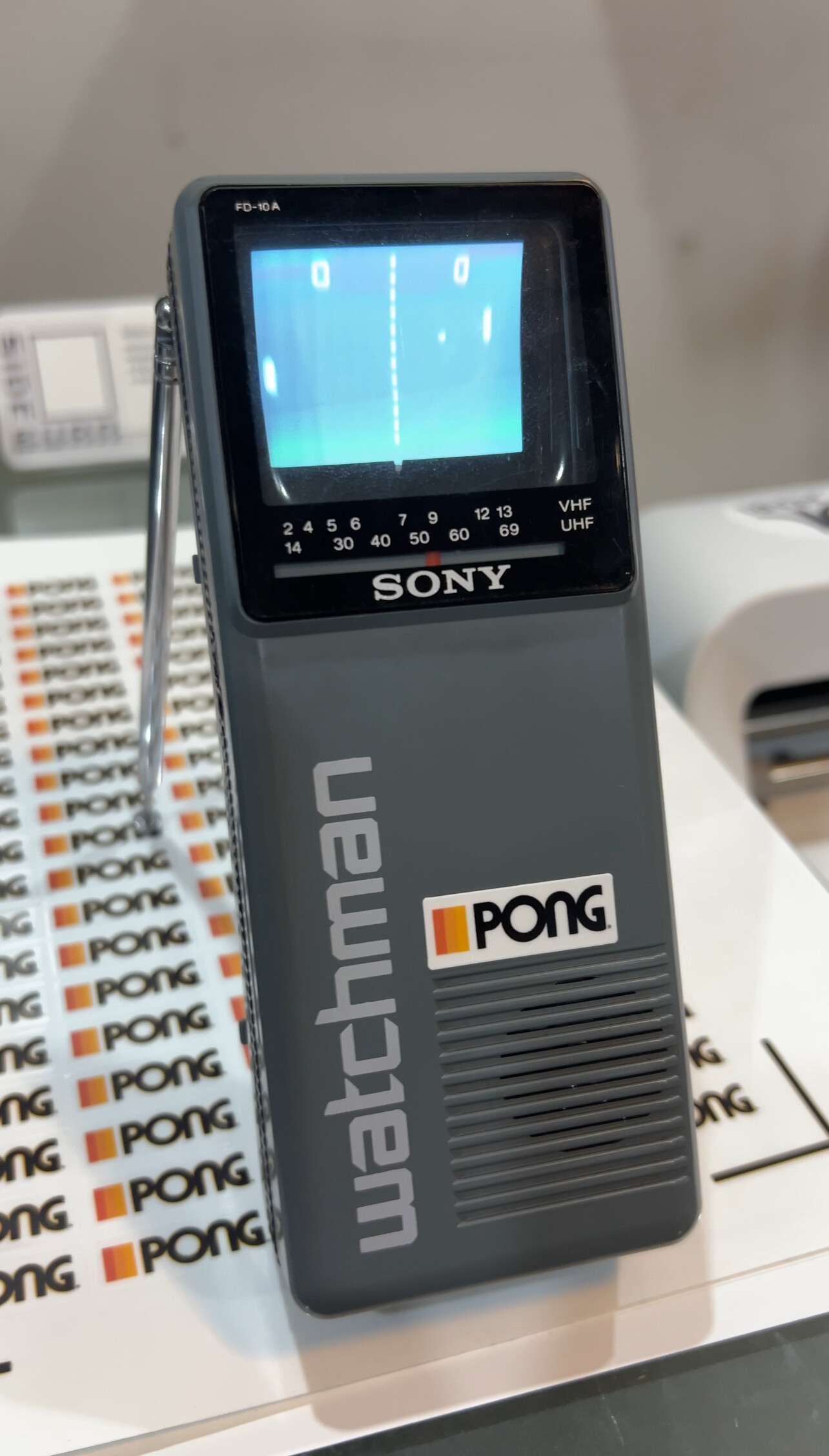 Pong (and other games) on hacked Sony Watchman TV’s - Classic Console ...