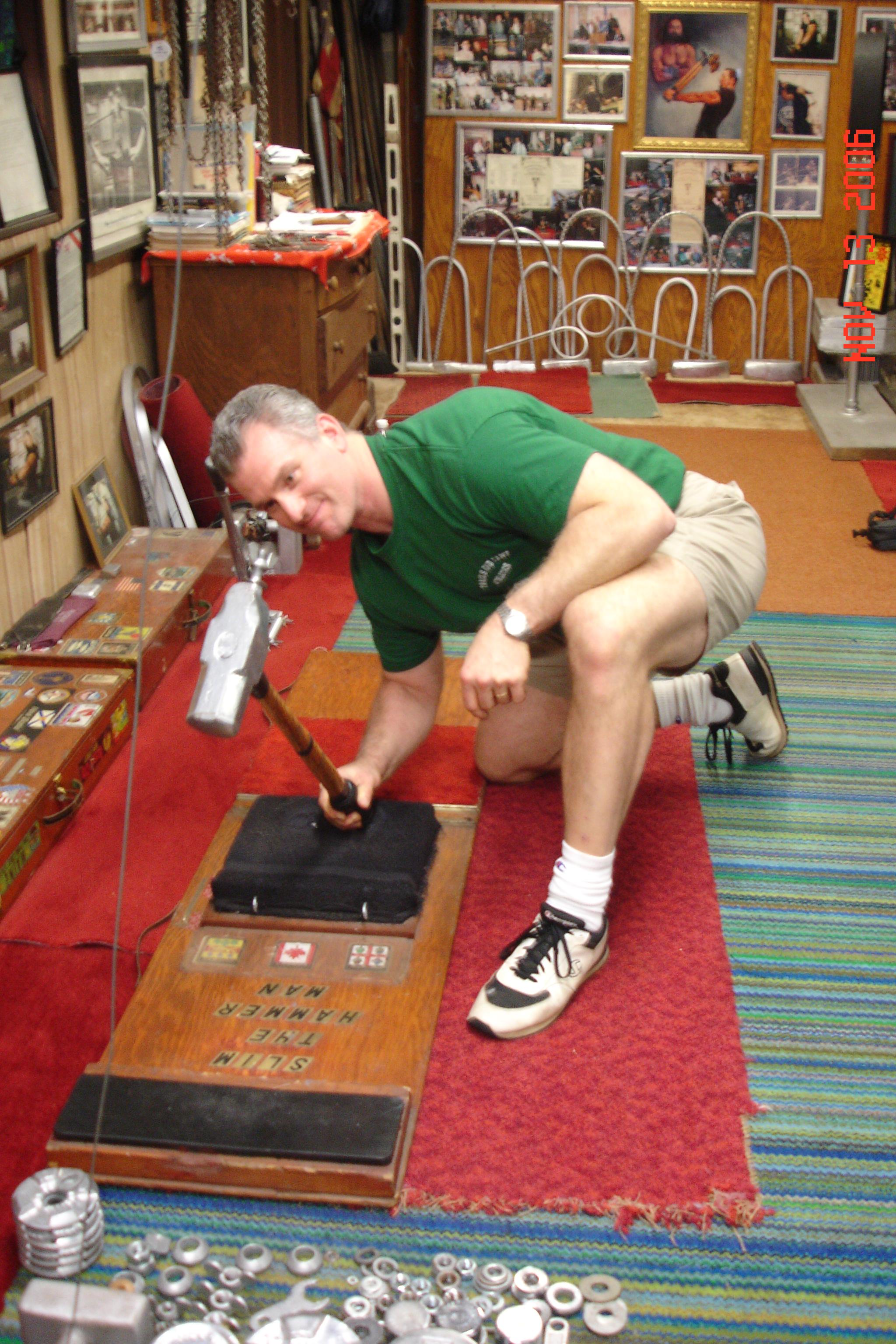 12 pound sledgehammer x 30 - GripBoard - The GripBoard