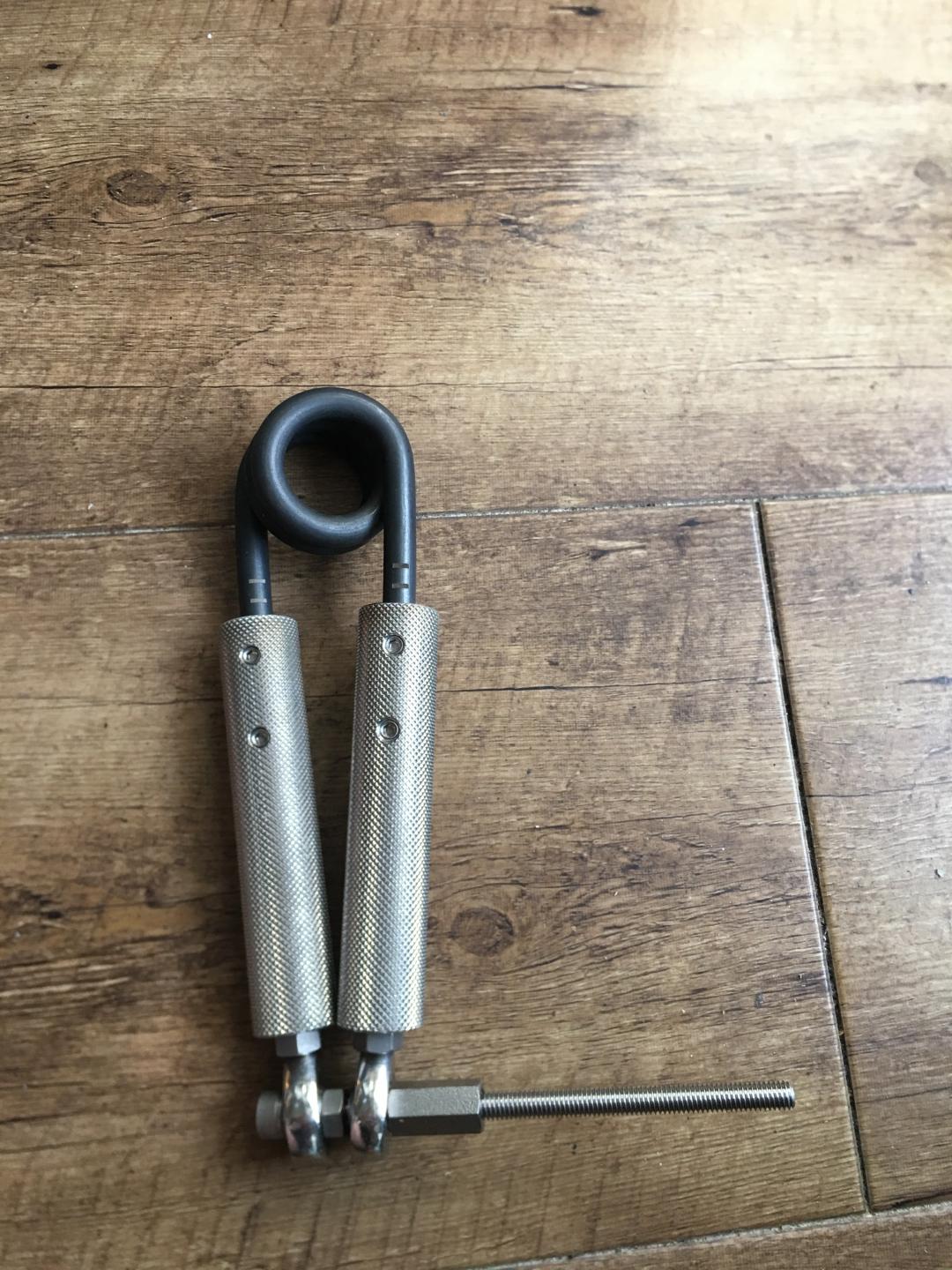 Custom stainless gripper - Equipment - The GripBoard