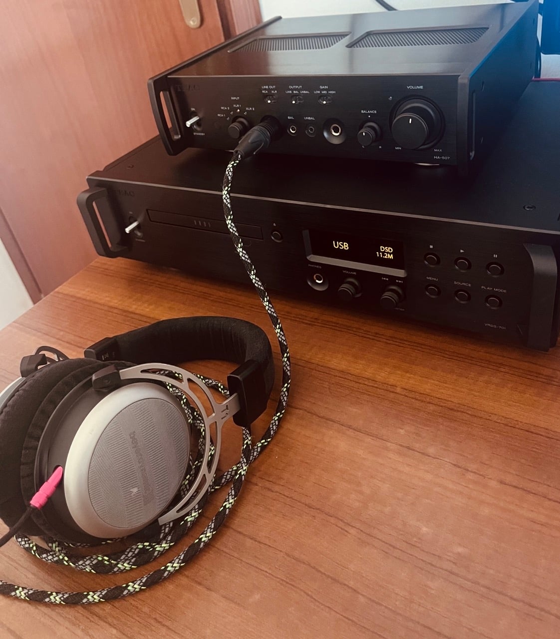 TEAC HA-507 Full analog Headamp / preamp - Analog Components ...