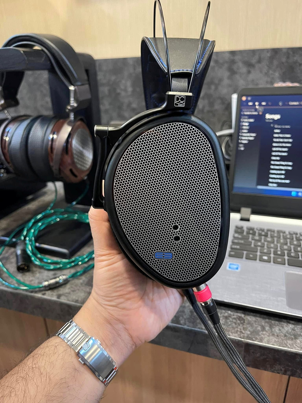 Top 10 Closed-Back Headphones for Audiophile Purists: A Deep Dive into ...