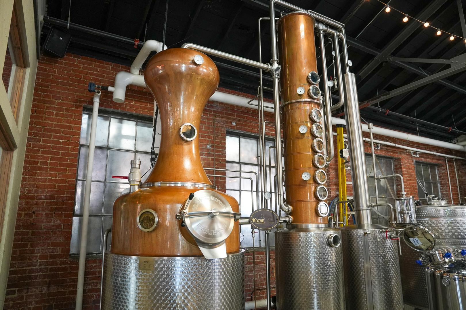 Complete Kothe System Package with 1000L Still, (3) 2450L Fermenters ...
