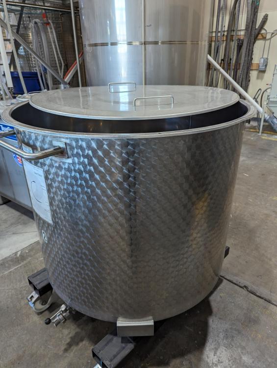 250 Gallon Stainless Rolling Tanks - FOR SALE - For Sale - Peer to Peer ...