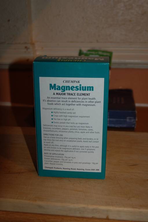 The best Magnesium Deficiency Cure - Oldtimer1's Organic Compost - UK420