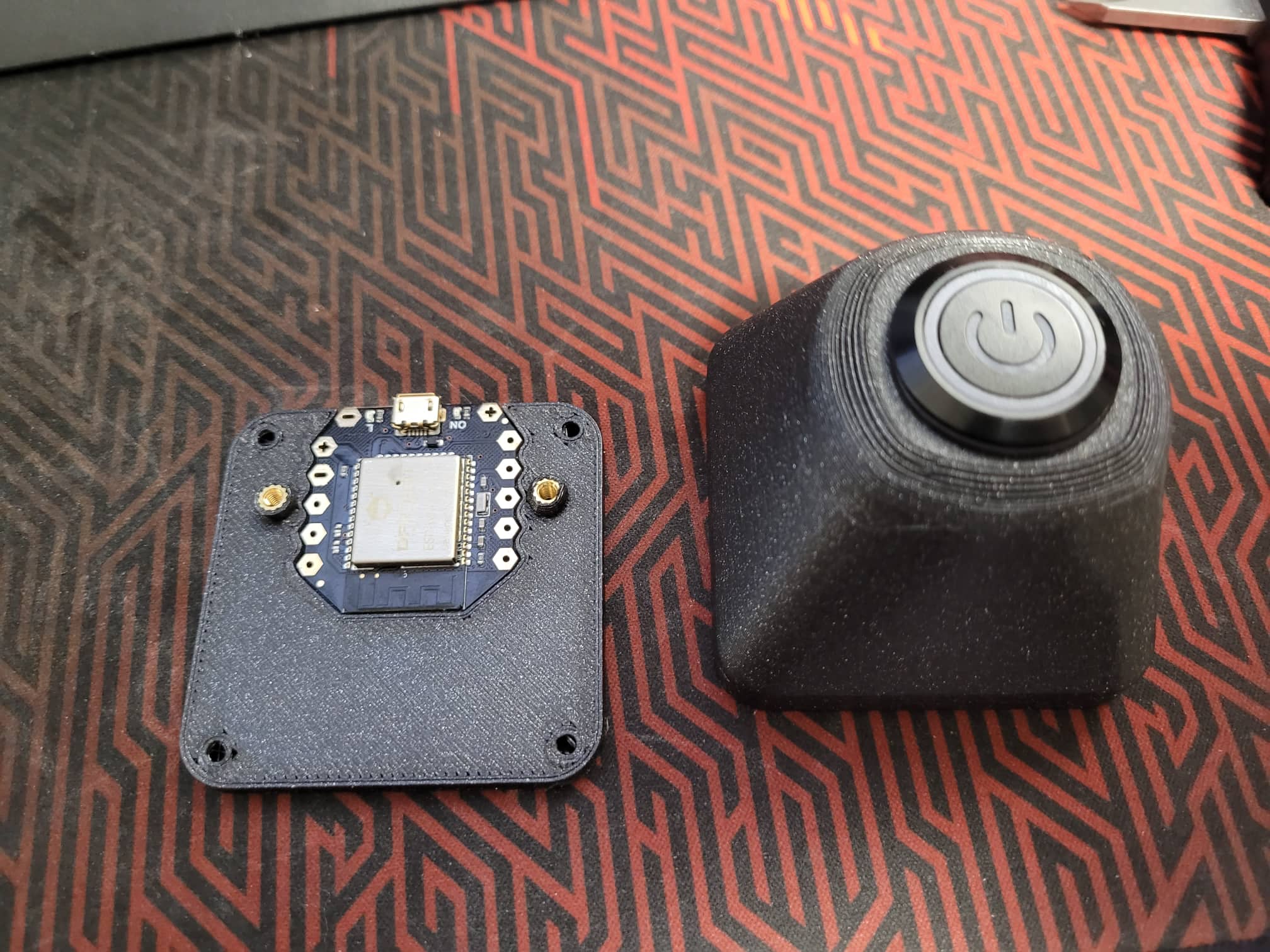 [Guide] Adding a physical power button to a VM - VMs - Unraid