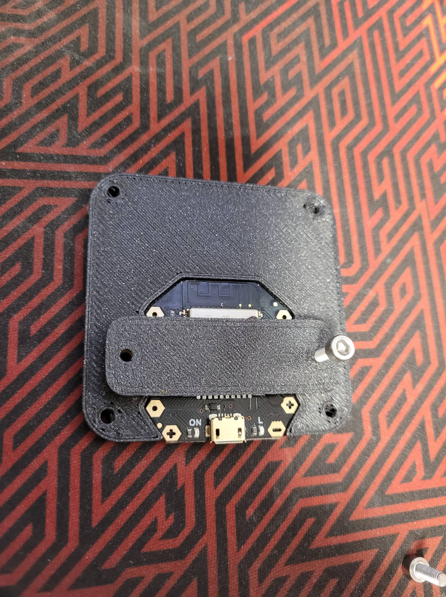 [Guide] Adding a physical power button to a VM - VMs - Unraid